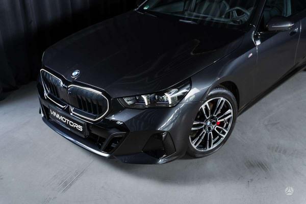BMW 520 2025 Viļņa vietnē Pelēks BMW 520 2025 Viļņa, ar dzinēja tilpumu 2.00 L un nobraukumu 39 tūkst. km par 54999 €, foto 8 vietnē AUTOMOTO.COM.LV