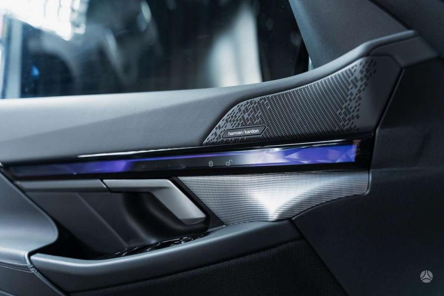 Pelēks BMW 520 2025 Viļņa, ar dzinēja tilpumu 2.00 L un nobraukumu 39 tūkst. km par 54999 €, foto 17 vietnē AUTOMOTO.COM.LV