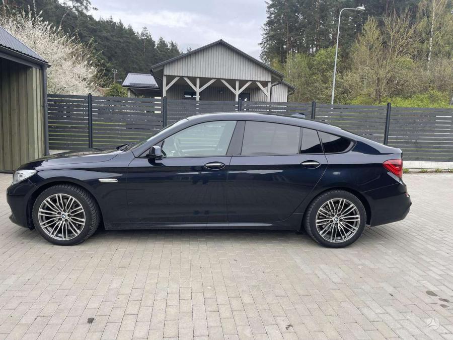 BMW 520 2013 in Anyksciai, with an engine capacity of 2.00 L and mileage of 390 thousand km for 9900 €, photo 7 on AUTOMOTO.COM.LV
