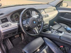BMW 520 2015 in Riga, with an engine capacity of 2.00 L and mileage of 139 thousand km for 14390 €, photo 14 on AUTOMOTO.COM.LV