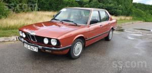 Red BMW 520 1982 in Jelgava, with an engine capacity of 2.00 L and mileage of 182 thousand km for 9500 €, photo  on AUTOMOTO.COM.LV