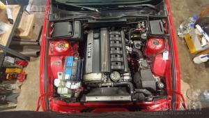 Red BMW 520 1990 in Riga, with an engine capacity of 2.00 L and mileage of 261 thousand km for 7500 €, photo 12 on AUTOMOTO.COM.LV