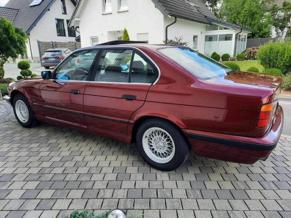 Sarkans BMW 520 1995 Klaipėda, ar dzinēja tilpumu 2.00 L un nobraukumu 182 tūkst. km par 4650 €, foto 8 vietnē AUTOMOTO.COM.LV
