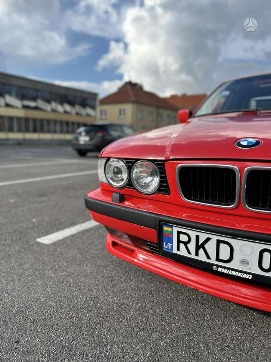 Sarkans BMW 520 1995 Klaipėda, ar dzinēja tilpumu 2.00 L un nobraukumu 322 tūkst. km par 9999 €, foto 10 vietnē AUTOMOTO.COM.LV