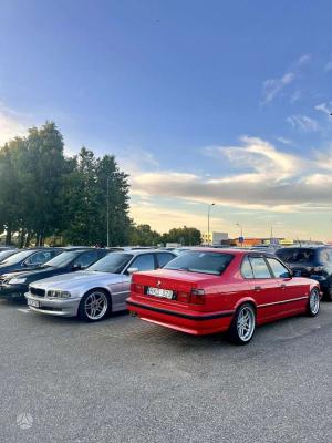 Sarkans BMW 520 1995 Klaipėda, ar dzinēja tilpumu 2.00 L un nobraukumu 322 tūkst. km par 9999 €, foto 11 vietnē AUTOMOTO.COM.LV