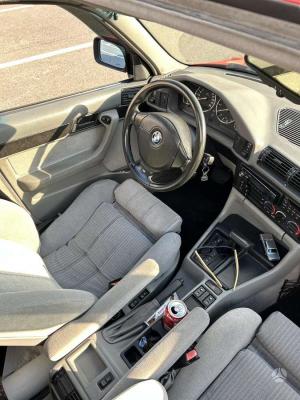 Sarkans BMW 520 1995 Klaipėda, ar dzinēja tilpumu 2.00 L un nobraukumu 322 tūkst. km par 9999 €, foto 13 vietnē AUTOMOTO.COM.LV