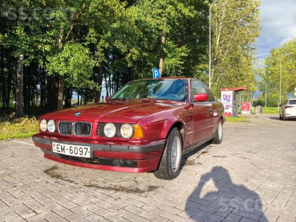Red BMW 520 1995 in Riga, with an engine capacity of 2.00 L and mileage of 200 thousand km for 3900 €, photo 5 on AUTOMOTO.COM.LV