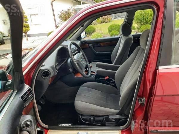 BMW 520 1995 Rīga vietnē Sarkans BMW 520 1995 Rīga, ar dzinēja tilpumu 2.00 L un nobraukumu 182 tūkst. km par 5880 €, foto 6 vietnē AUTOMOTO.COM.LV
