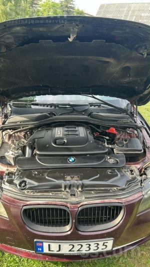 Sarkans BMW 520 2006 Ludza, ar dzinēja tilpumu 2.00 L un nobraukumu 310 tūkst. km par 2500 €, foto 9 vietnē AUTOMOTO.COM.LV