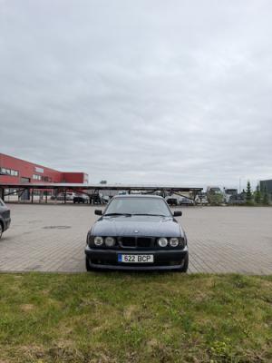 BMW 520 1995 in Tartu, with an engine capacity of 2.00 L and mileage of 245 thousand km for 2000 €, photo 4 on AUTOMOTO.COM.LV
