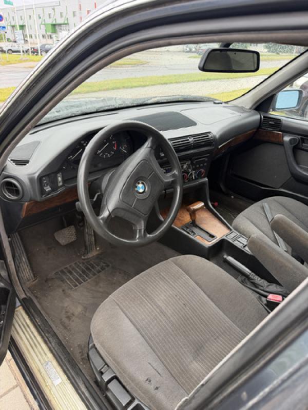 BMW 520 1995 in Tartu, with an engine capacity of 2.00 L and mileage of 245 thousand km for 2000 €, photo 7 on AUTOMOTO.COM.LV