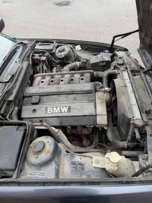 BMW 520 1995 in Tartu, with an engine capacity of 2.00 L and mileage of 245 thousand km for 2000 €, photo 11 on AUTOMOTO.COM.LV