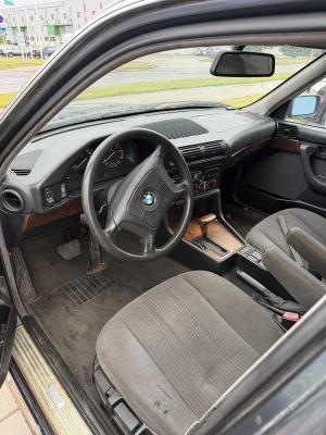 BMW 520 1995 in Tartu, with an engine capacity of 2.00 L and mileage of 245 thousand km for 2000 €, photo 18 on AUTOMOTO.COM.LV