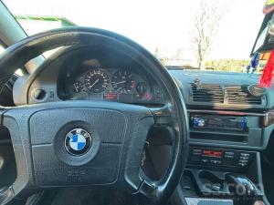 BMW 520 1996 in Aluksne, with an engine capacity of 2.00 L and mileage of 320 thousand km for 990 €, photo 3 on AUTOMOTO.COM.LV