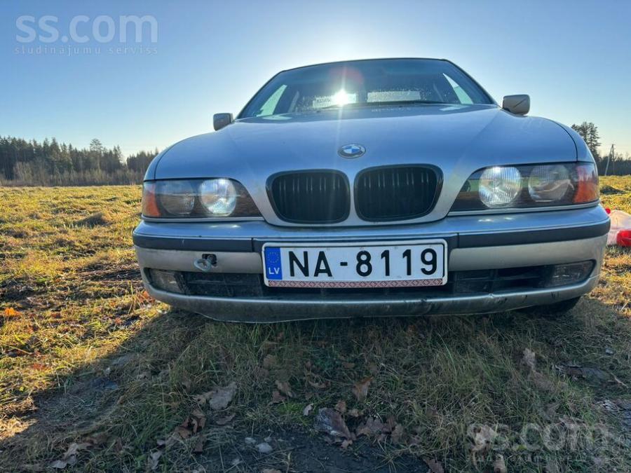 BMW 520 1996 in Aluksne, with an engine capacity of 2.00 L and mileage of 320 thousand km for 990 €, photo 7 on AUTOMOTO.COM.LV