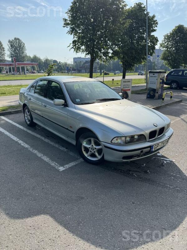 BMW 520 1997 in Riga, with an engine capacity of 2.00 L and mileage of 366 thousand km for 1600 €, photo 2 on AUTOMOTO.COM.LV