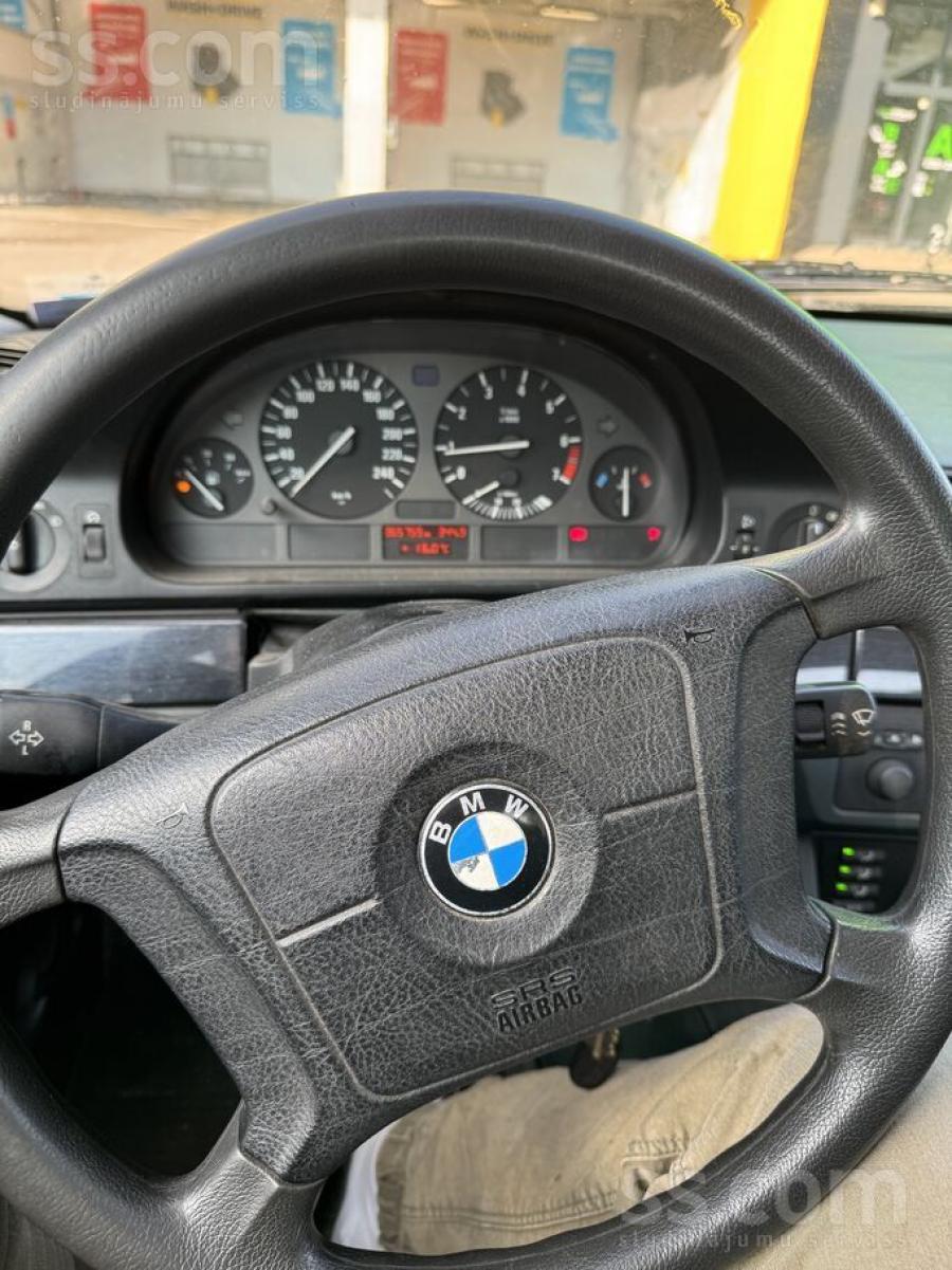 BMW 520 1997 Rīga, ar dzinēja tilpumu 2.00 L un nobraukumu 366 tūkst. km par 1600 €, foto 8 vietnē AUTOMOTO.COM.LV
