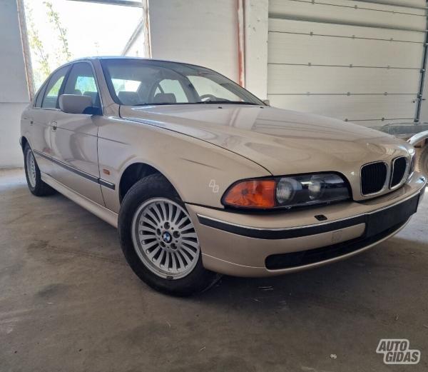 BMW 520 1998 Viļņa, ar dzinēja tilpumu 2.00 L un nobraukumu 2500 tūkst. km par 1850 €, foto 2 vietnē AUTOMOTO.COM.LV