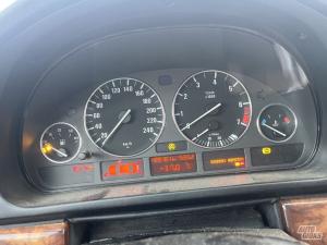 BMW 520 1999 in Panevezys, with an engine capacity of 2.00 L and mileage of 431 thousand km for 500 €, photo 7 on AUTOMOTO.COM.LV