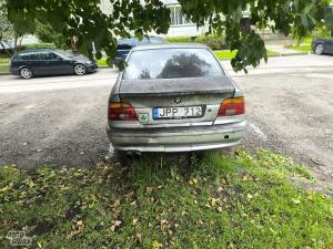 BMW 520 2000 in Kaunas, with an engine capacity of 2.00 L and mileage of 300 thousand km for 659 €, photo 3 on AUTOMOTO.COM.LV