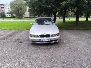 BMW 520 2000 in Kaunas, with an engine capacity of 2.00 L and mileage of 300 thousand km for 659 €, photo 8 on AUTOMOTO.COM.LV