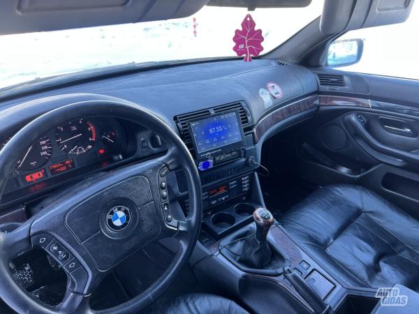 BMW 520 2001 Šilutė, ar dzinēja tilpumu 2.00 L un nobraukumu 375 tūkst. km par 699 €, foto 9 vietnē AUTOMOTO.COM.LV