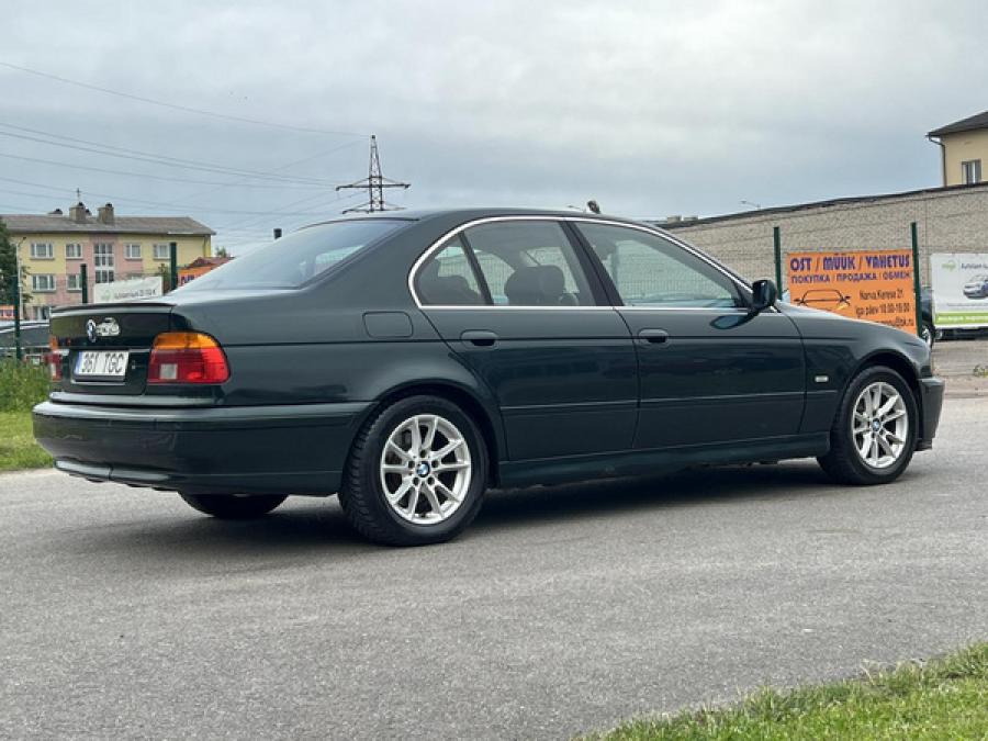 BMW 520 2001 Narva, ar dzinēja tilpumu 2.20 L un nobraukumu 294 tūkst. km par 1999 €, foto 8 vietnē AUTOMOTO.COM.LV
