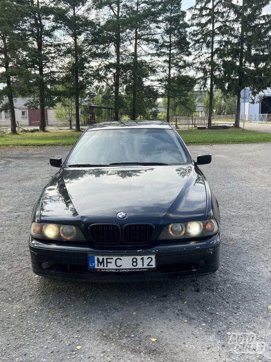 BMW 520 2001 Biržai, ar dzinēja tilpumu 2.00 L un nobraukumu 412 tūkst. km par 600 €, foto 3 vietnē AUTOMOTO.COM.LV