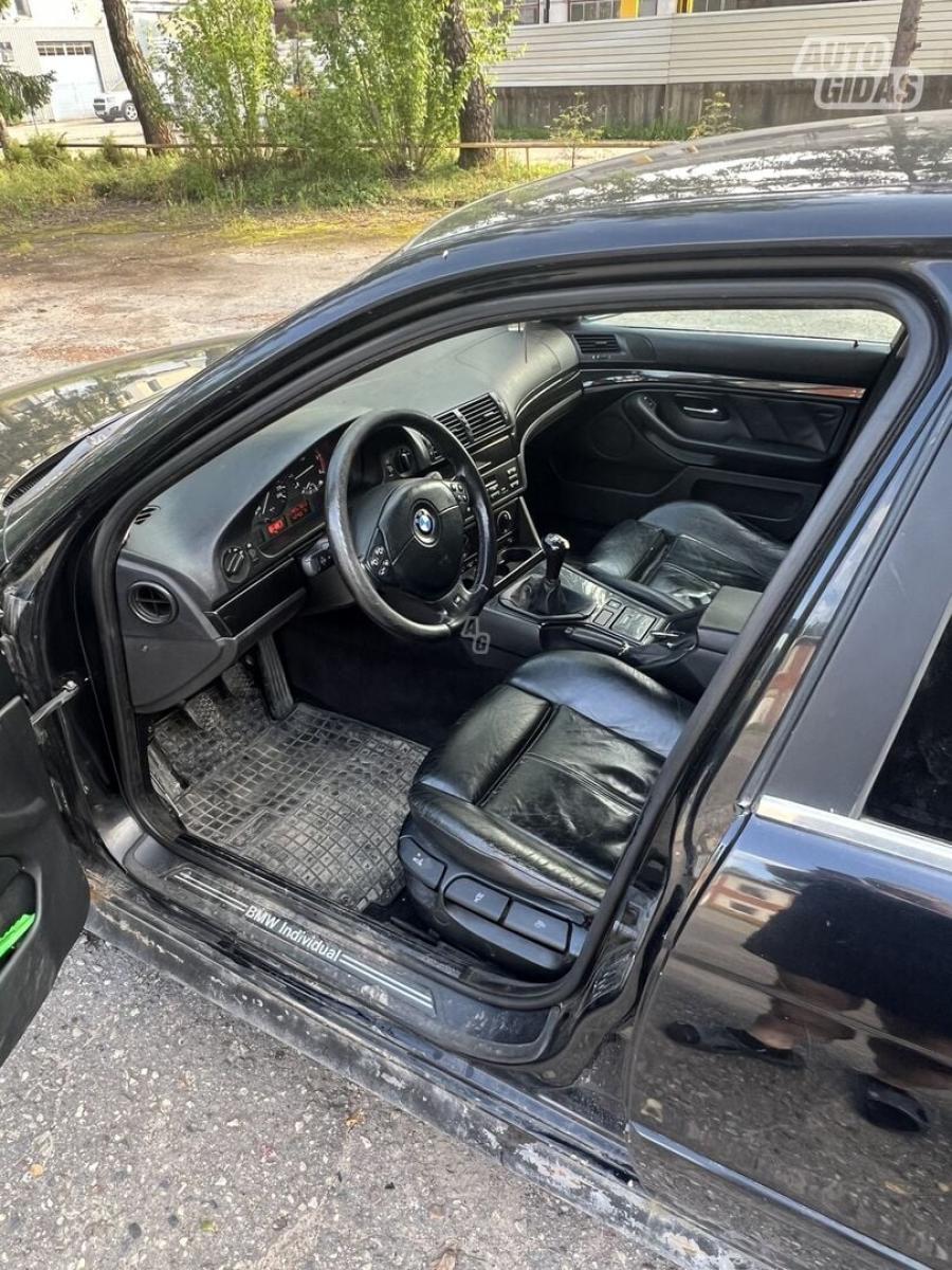 BMW 520 2001 Biržai, ar dzinēja tilpumu 2.00 L un nobraukumu 412 tūkst. km par 600 €, foto 4 vietnē AUTOMOTO.COM.LV