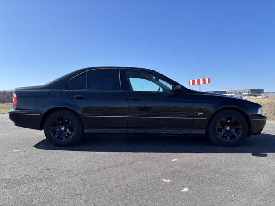 BMW 520 2001 Tallina, ar dzinēja tilpumu 2.20 L un nobraukumu 392 tūkst. km par 3750 €, foto 6 vietnē AUTOMOTO.COM.LV