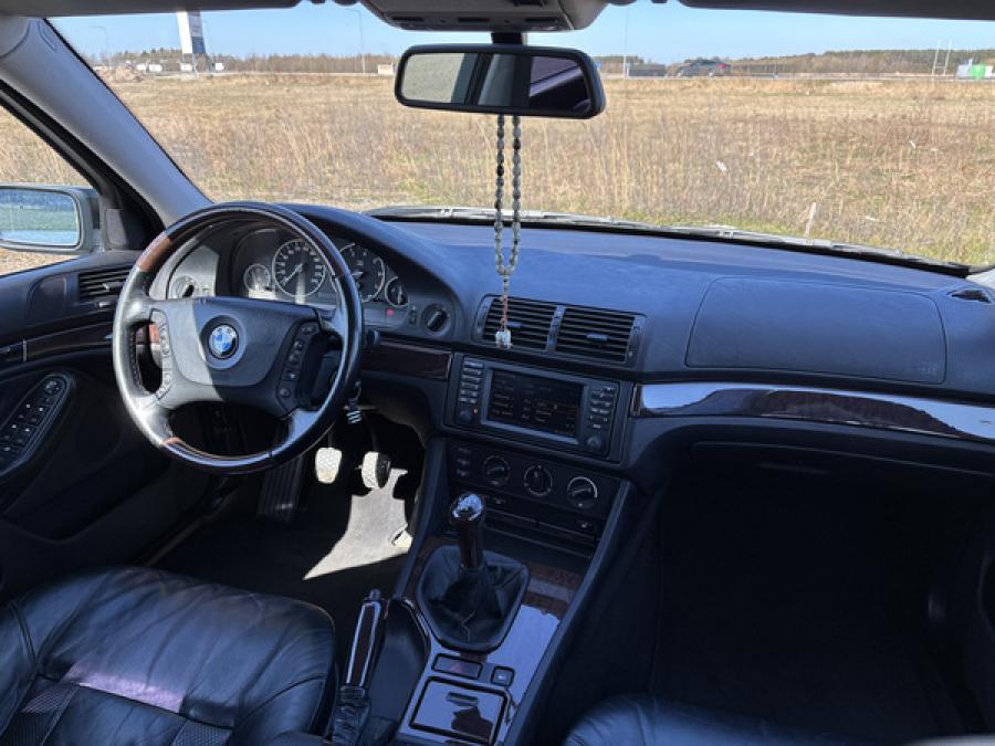 BMW 520 2001 Tallina, ar dzinēja tilpumu 2.20 L un nobraukumu 392 tūkst. km par 3750 €, foto 9 vietnē AUTOMOTO.COM.LV