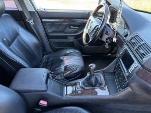 BMW 520 2001 Tallina, ar dzinēja tilpumu 2.20 L un nobraukumu 392 tūkst. km par 3750 €, foto 25 vietnē AUTOMOTO.COM.LV