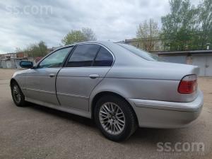 BMW 520 2002 Daugavpils, ar dzinēja tilpumu 2.20 L un nobraukumu 240 tūkst. km par 1500 €, foto 5 vietnē AUTOMOTO.COM.LV