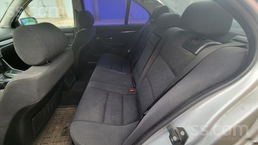 BMW 520 2002 Daugavpils, ar dzinēja tilpumu 2.20 L un nobraukumu 240 tūkst. km par 1500 €, foto 10 vietnē AUTOMOTO.COM.LV