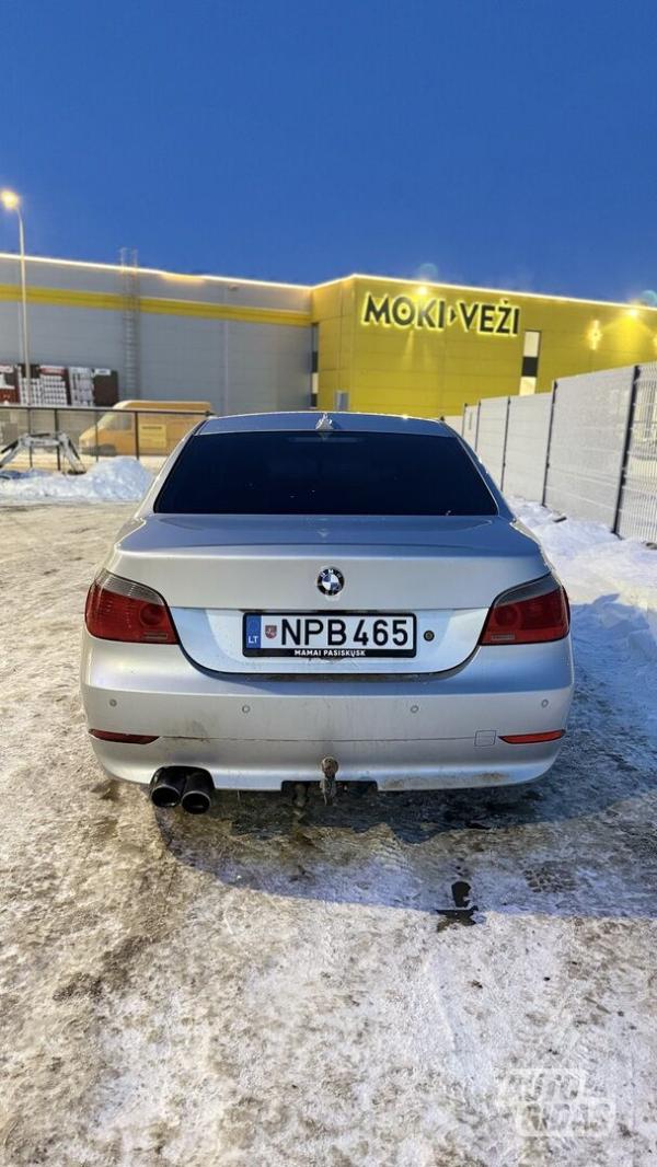 BMW 520 2003 Viļņa, ar dzinēja tilpumu 2.20 L un nobraukumu 261 tūkst. km par 1700 €, foto 4 vietnē AUTOMOTO.COM.LV