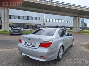 BMW 520 2003 in Riga, with an engine capacity of 2.20 L and mileage of 330 thousand km for 2300 €, photo 7 on AUTOMOTO.COM.LV