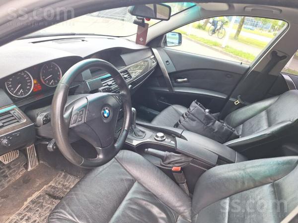 BMW 520 2003 in Riga, with an engine capacity of 2.20 L and mileage of 330 thousand km for 2300 €, photo 7 on AUTOMOTO.COM.LV