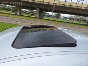 BMW 520 2003 in Riga, with an engine capacity of 2.20 L and mileage of 330 thousand km for 2300 €, photo 14 on AUTOMOTO.COM.LV