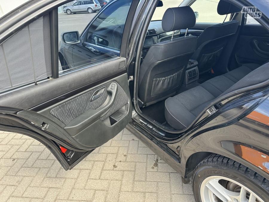 BMW 520 2003 Marijampole, ar dzinēja tilpumu 2.20 L un nobraukumu 264 tūkst. km par 3250 €, foto 15 vietnē AUTOMOTO.COM.LV