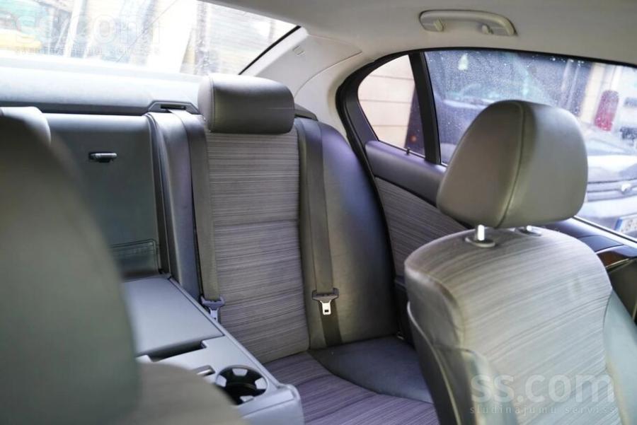 BMW 520 2004 Rīga, ar dzinēja tilpumu 2.20 L un nobraukumu 368 tūkst. km par 3200 €, foto 22 vietnē AUTOMOTO.COM.LV