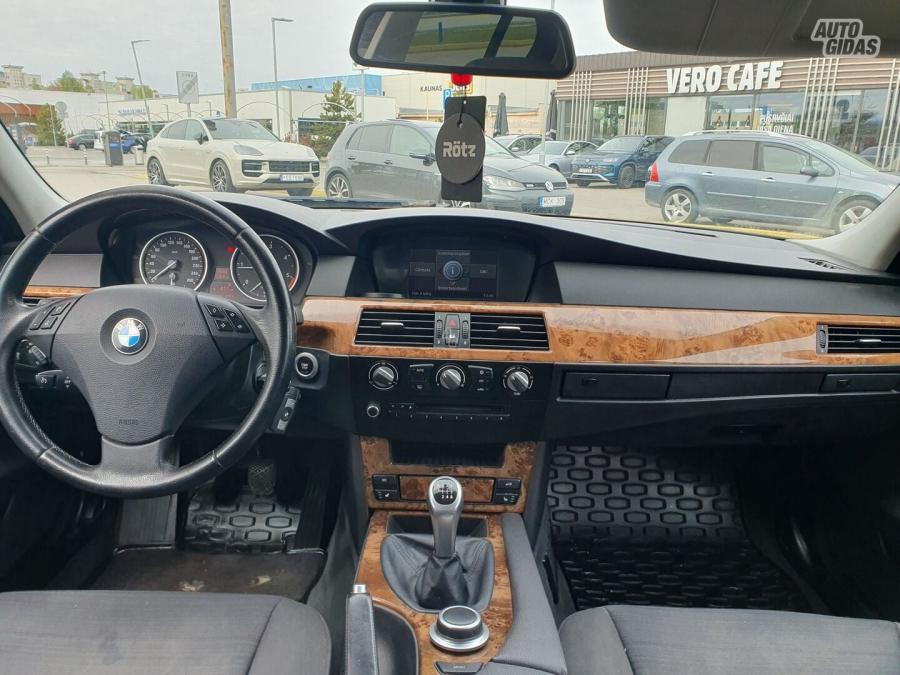 BMW 520 2008 in Kaunas, with an engine capacity of 2.00 L and mileage of 280 thousand km for 2950 €, photo 8 on AUTOMOTO.COM.LV
