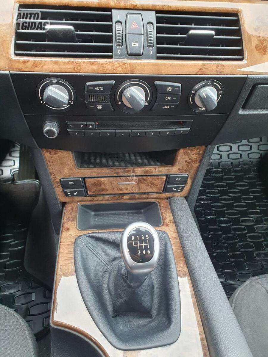 BMW 520 2008 in Kaunas, with an engine capacity of 2.00 L and mileage of 280 thousand km for 2950 €, photo 12 on AUTOMOTO.COM.LV