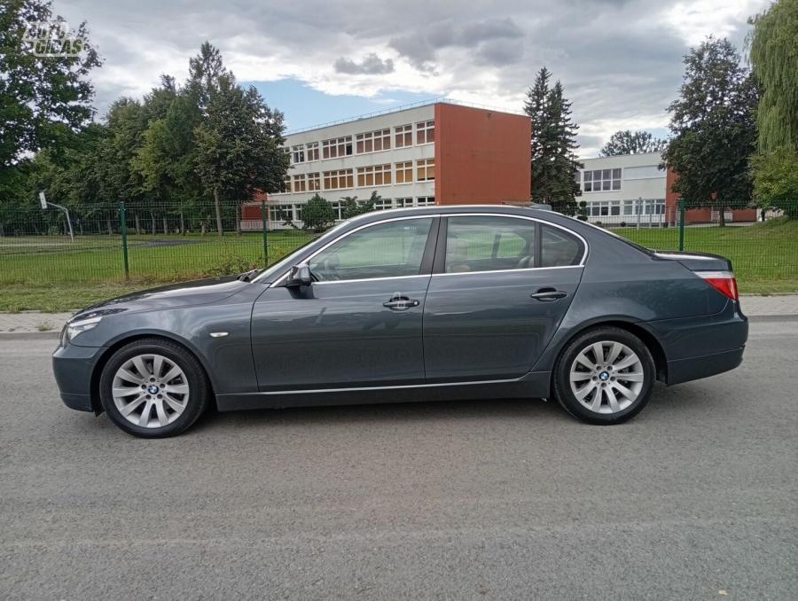 BMW 520 2009 in Vilnius, with an engine capacity of 2.00 L and mileage of 214 thousand km for 5000 €, photo 8 on AUTOMOTO.COM.LV