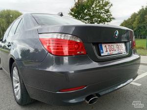 BMW 520 2009 in Vilnius, with an engine capacity of 2.00 L and mileage of 214 thousand km for 5000 €, photo 11 on AUTOMOTO.COM.LV