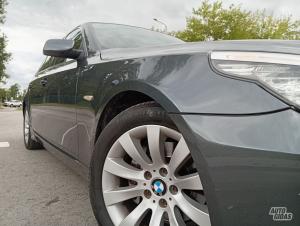 BMW 520 2009 in Vilnius, with an engine capacity of 2.00 L and mileage of 214 thousand km for 5000 €, photo 12 on AUTOMOTO.COM.LV