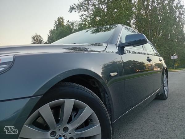 BMW 520 2009 in Vilnius, with an engine capacity of 2.00 L and mileage of 214 thousand km for 4700 €, photo 10 on AUTOMOTO.COM.LV