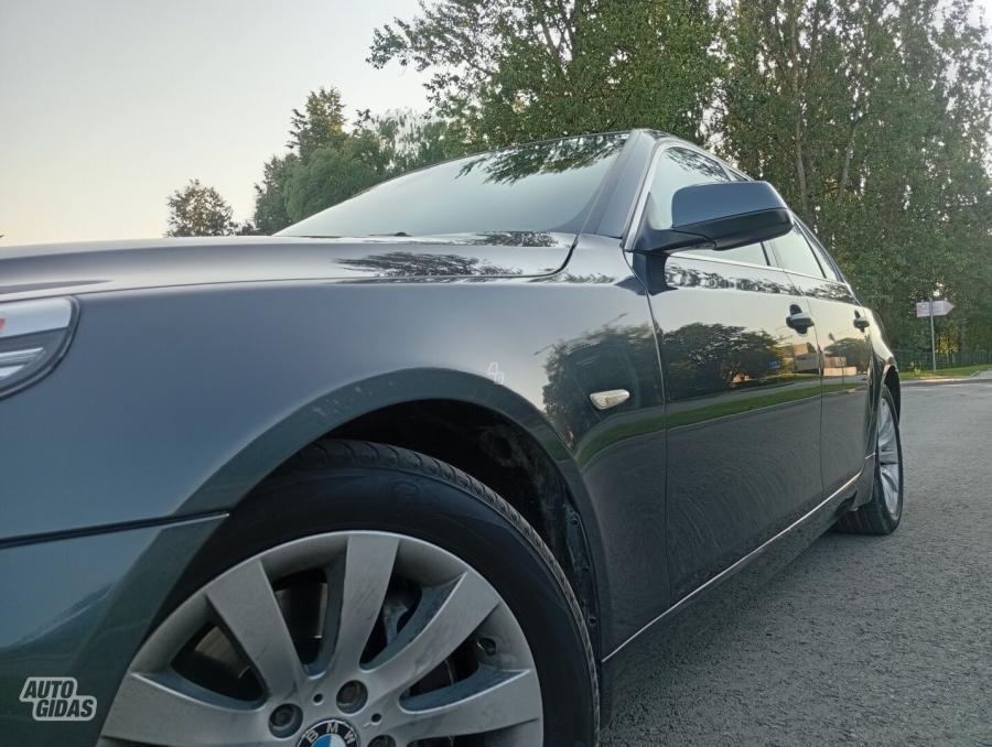 BMW 520 2009 in Vilnius, with an engine capacity of 2.00 L and mileage of 214 thousand km for 4700 €, photo 10 on AUTOMOTO.COM.LV