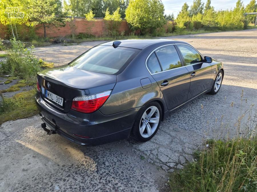 BMW 520 2009 in Visaginas, with an engine capacity of 2.00 L and mileage of 360 thousand km for 1500 €, photo 6 on AUTOMOTO.COM.LV