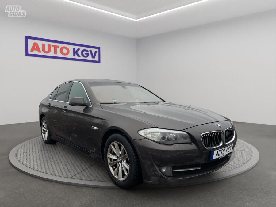 BMW 520 2010 in Vilnius, with an engine capacity of 2.00 L and mileage of 193 thousand km for 7499 €, photo 6 on AUTOMOTO.COM.LV