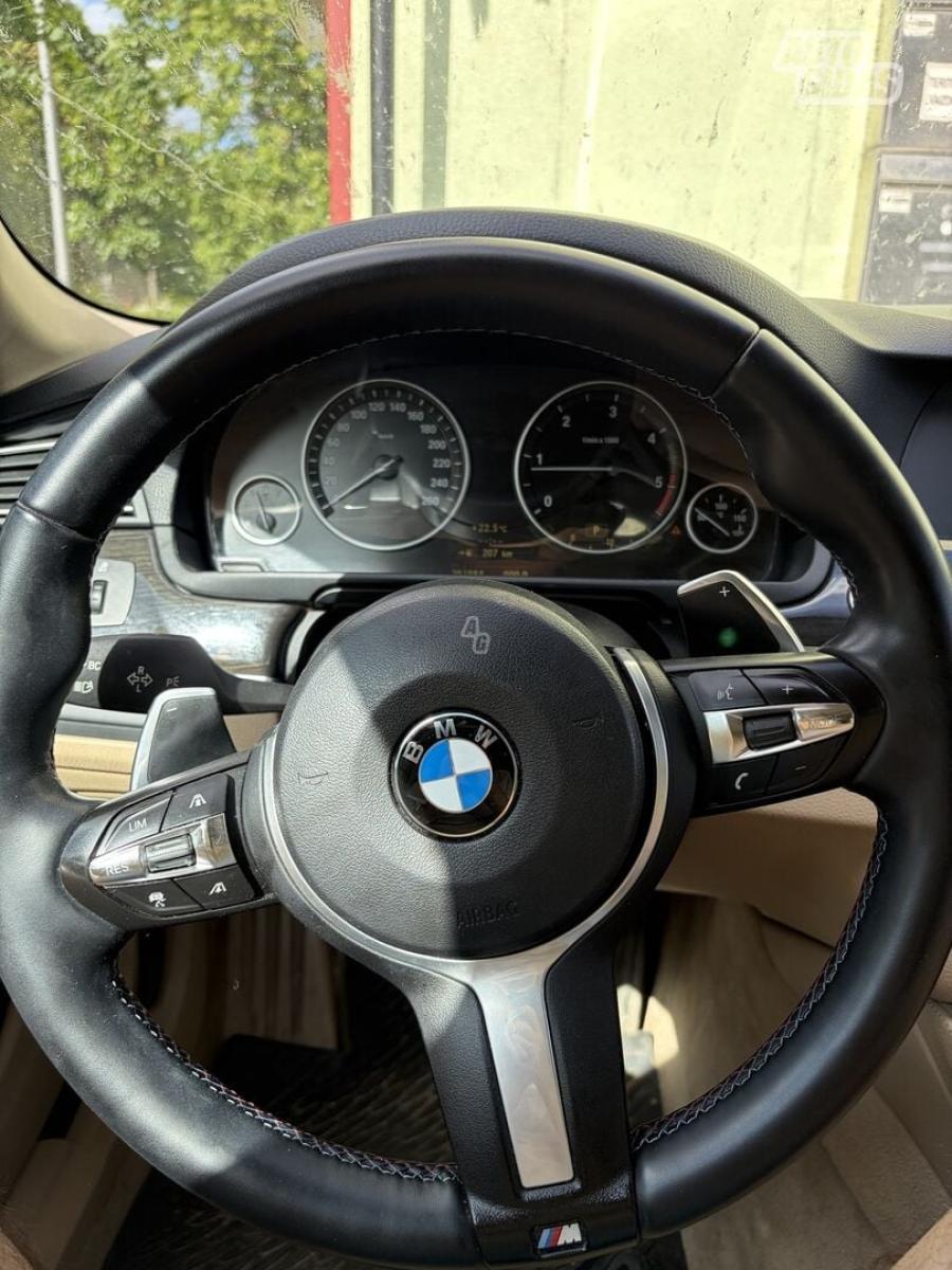 BMW 520 2010 in Jonava, with an engine capacity of 2.00 L and mileage of 392 thousand km for 6900 €, photo 6 on AUTOMOTO.COM.LV